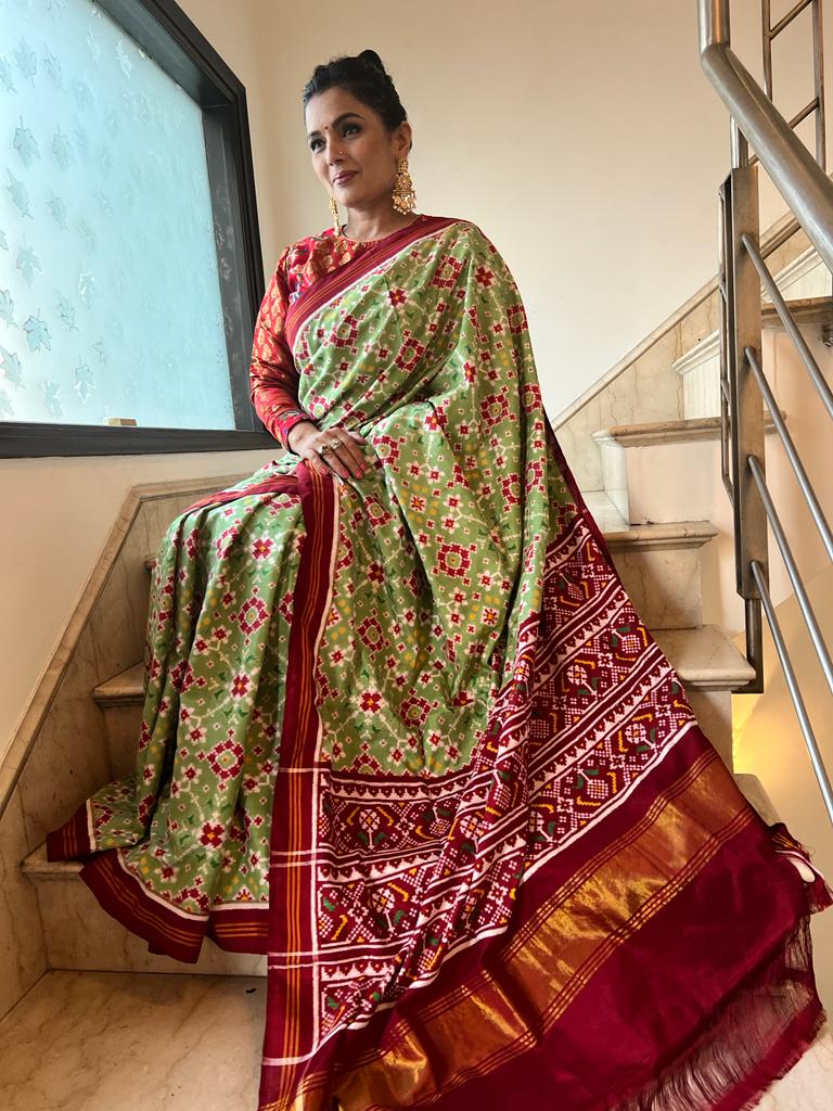 Lime green navratan design double ikat patan patola saree – sohumsutras